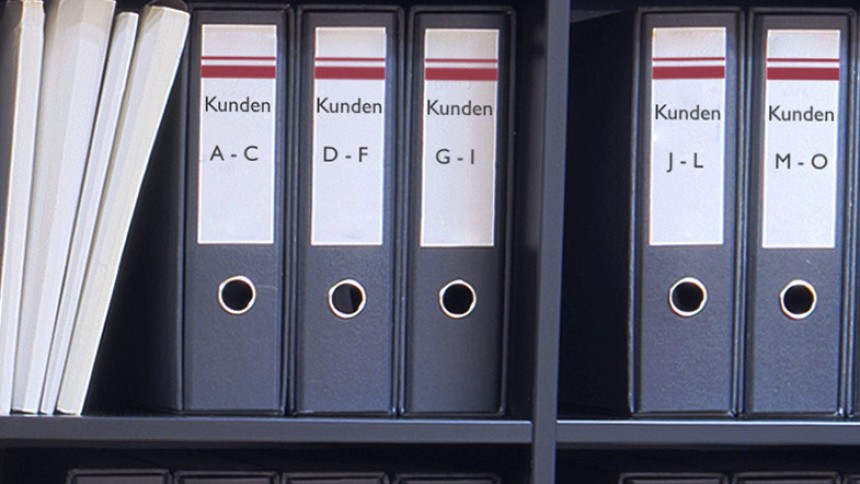 Ordnerrücken drucken mit Seriendruckfunktion | Avery Zweckform